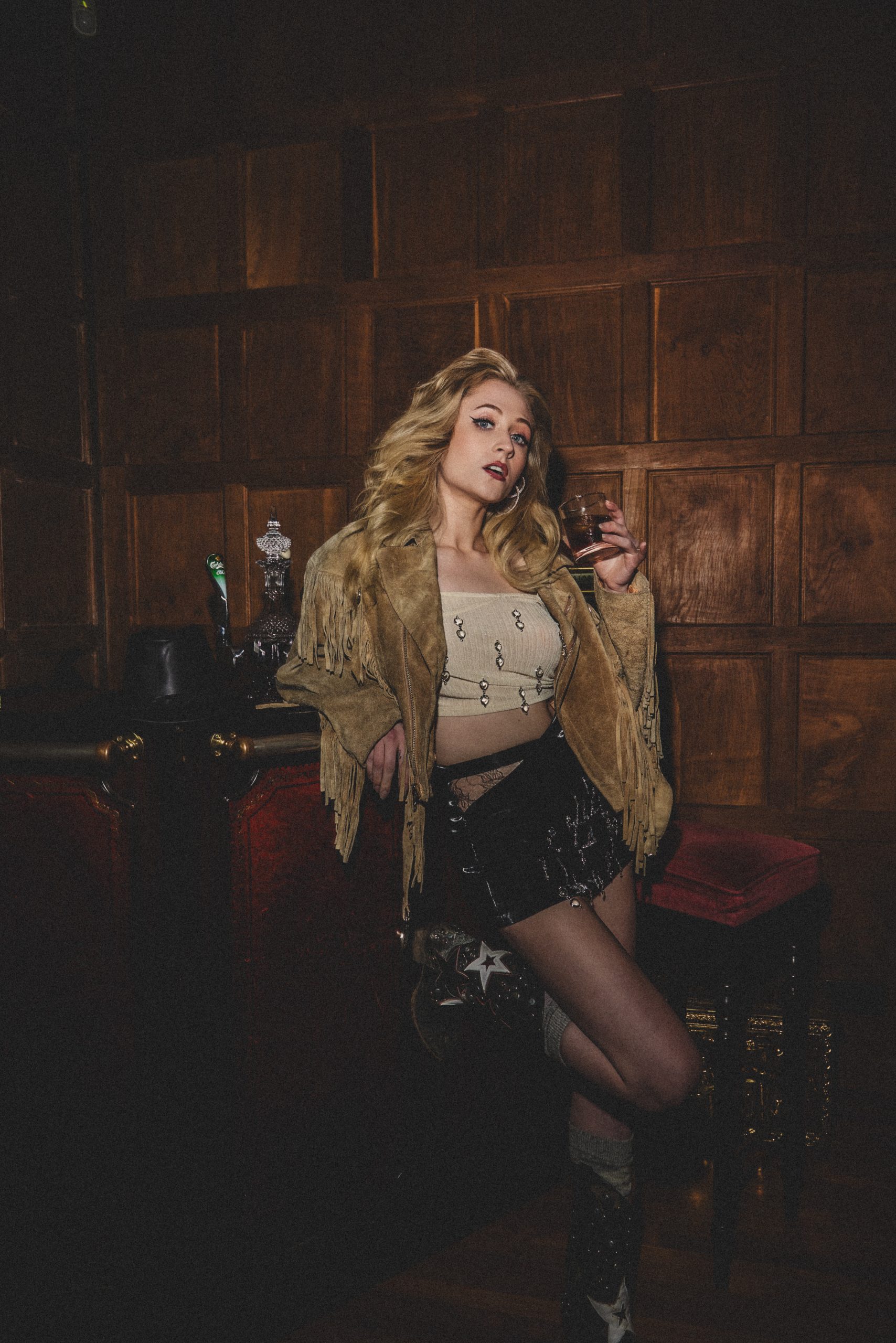 “Emotional Rodeo“ by Janet Devlin - Rising Artists Music Blog